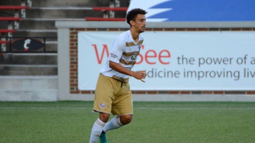 Paco Craig joins on one-month deal - Wycombe Wanderers