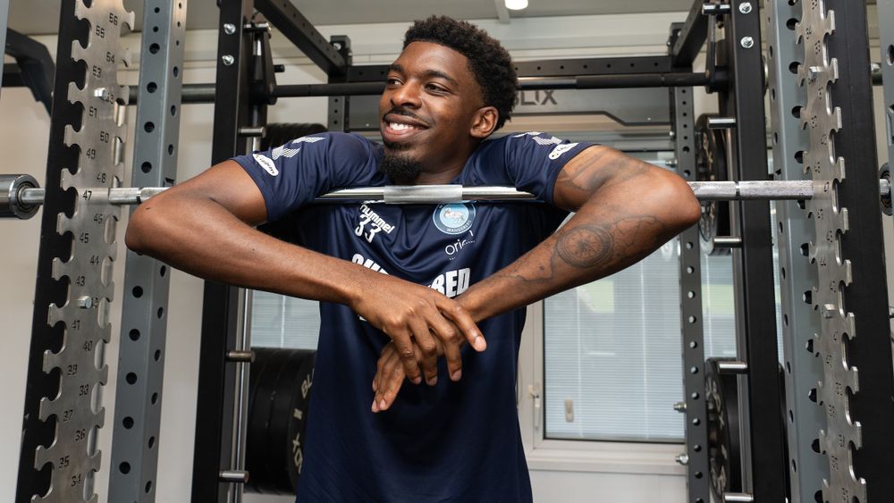 Tyreeq's first interview - Wycombe Wanderers