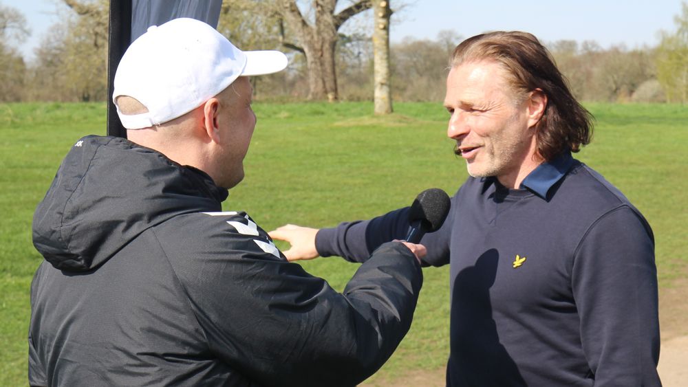 Wild Swing! - Wycombe Wanderers