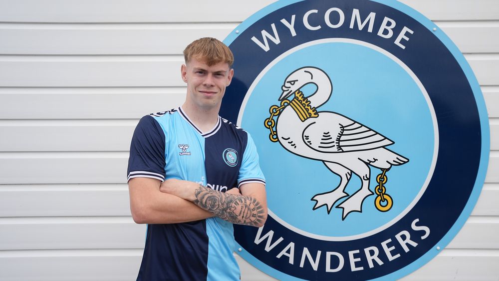 Brody's a Blue! - Wycombe Wanderers