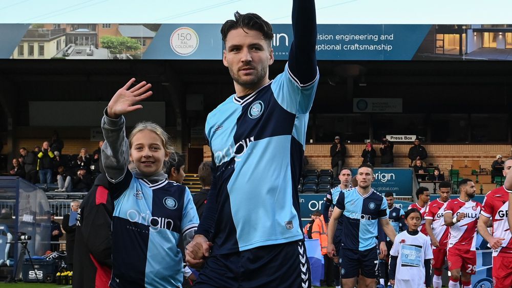 Luke invites SCA Charity to collect at Reading game - Wycombe Wanderers