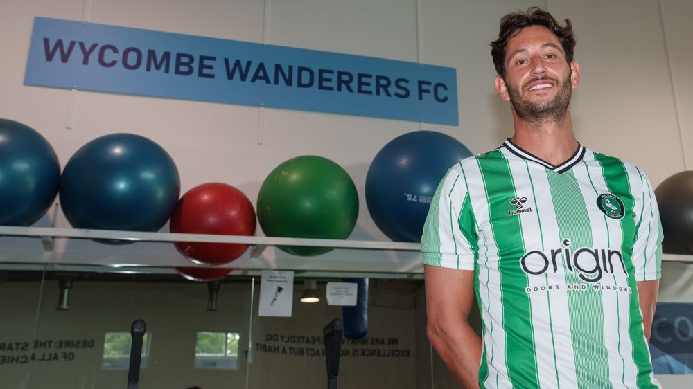 93 revisited as Blues launch new away shirt! - Wycombe Wanderers