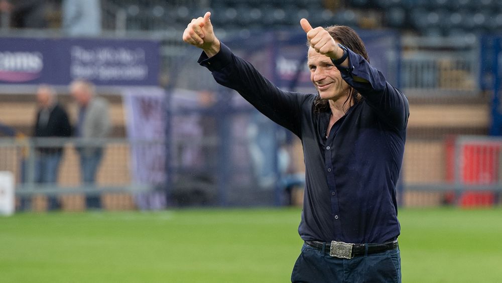 Gareth up for Oxford test - Wycombe Wanderers