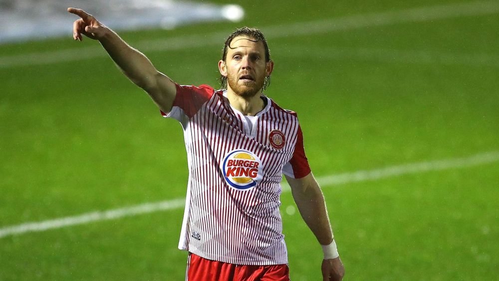 Craig extends Stevenage stay - Wycombe Wanderers