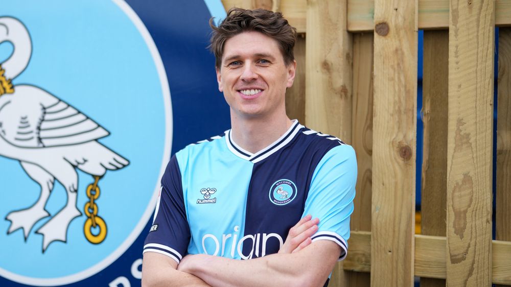 Deadline day deal confirmed for Adam Reach! - Wycombe Wanderers