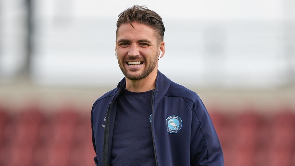 Luke's live on Ringing The Blues - Wycombe Wanderers