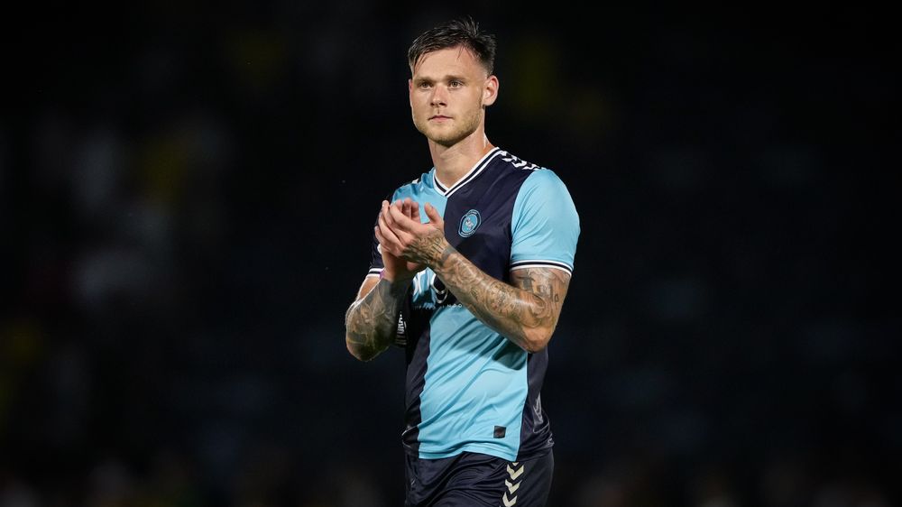 Joe Low joins Huddersfield - Wycombe Wanderers