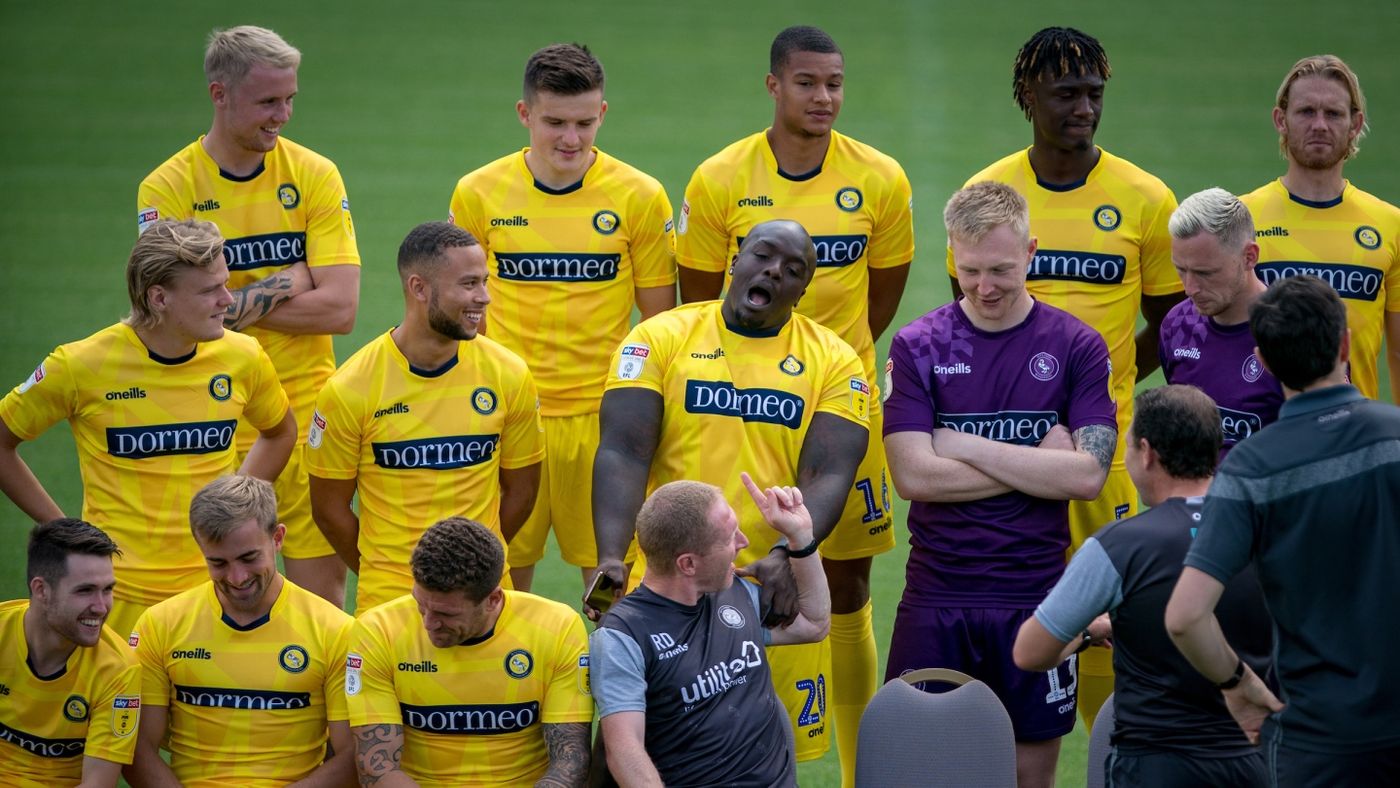 Wycombe Wanderers - Wycombe Wanderers