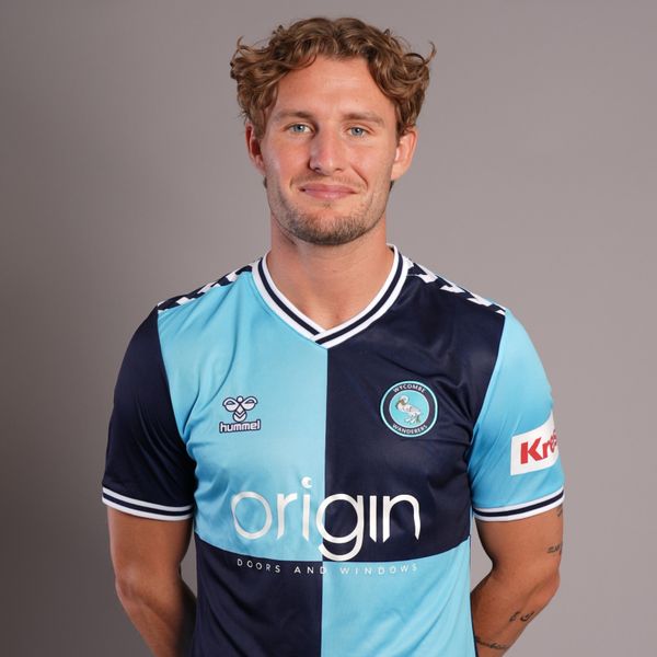 Kieran Sadlier - Wycombe Wanderers